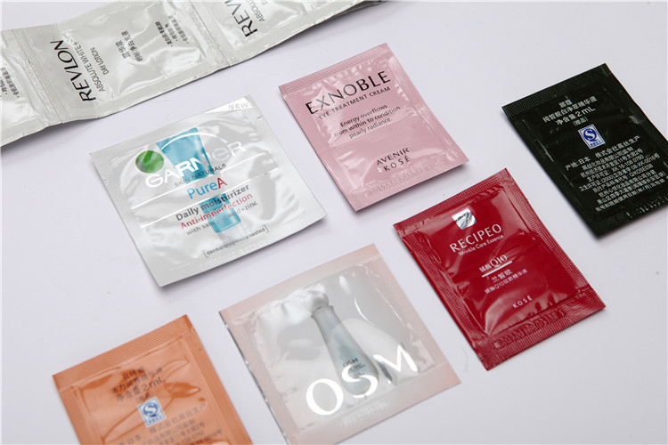 Small Plastic Shampoo And Conditioner Sachets Bags For Cosmetic Products